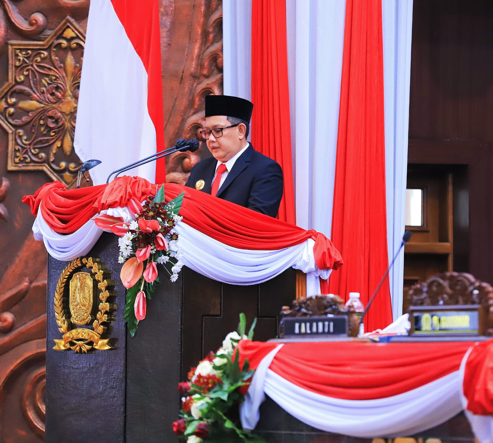 Anggota DPRD Jatim 2024-2029 Resmi Dilantik, Pj. Gubernur Adhy: Selamat Menjalankan Tugas ...