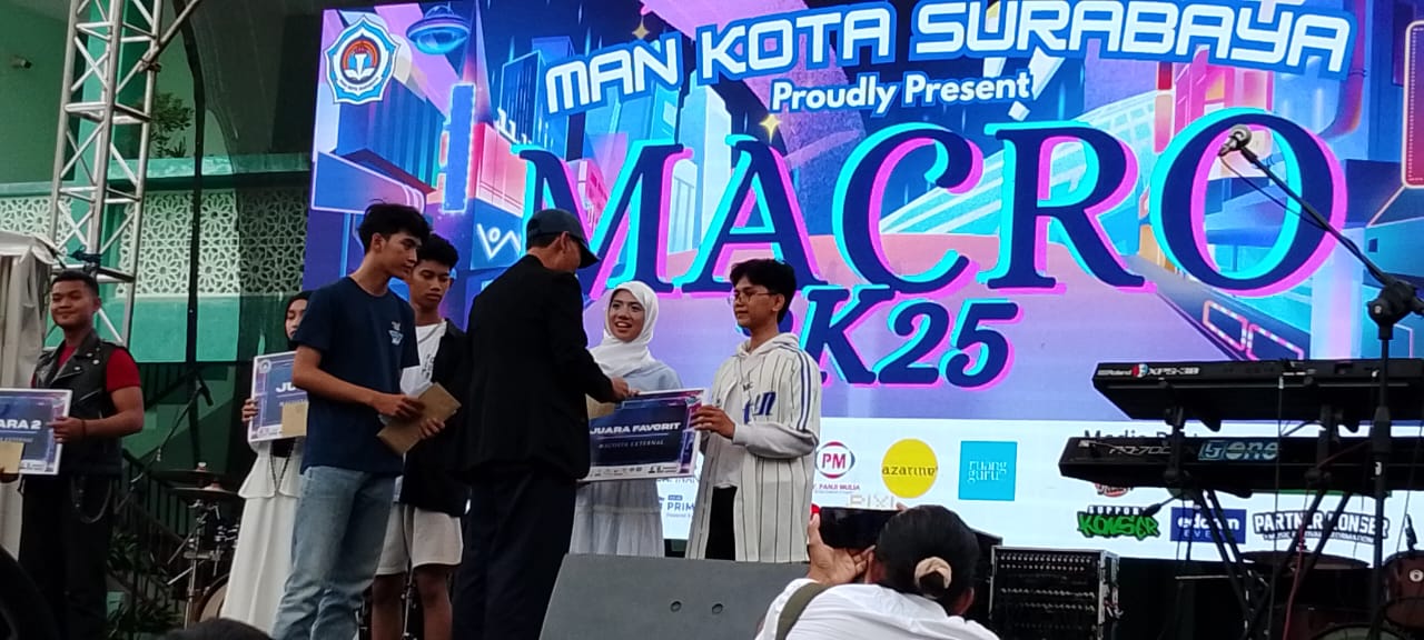 MACRO 2025, Ajang Siswa MAN Surabaya Ekspresikan Seni Sekaligus Belajar Even Organizer ...